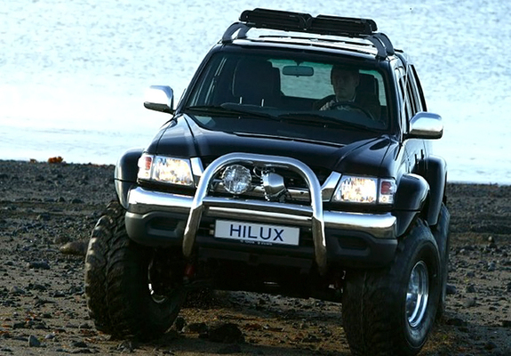 Images of Arctic Trucks Toyota Hilux Double Cab AT38 2001–05