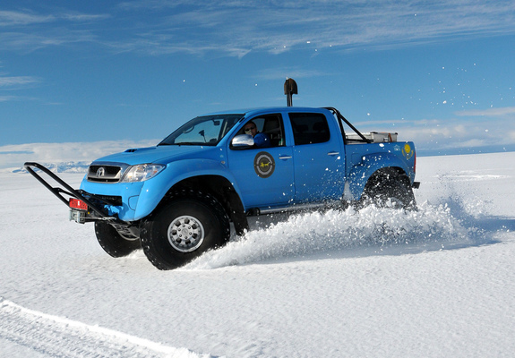 Arctic Trucks Toyota Hilux AT44 2007 wallpapers