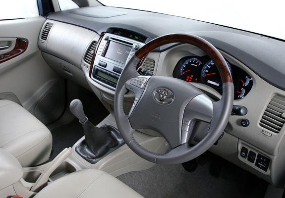 Toyota Innova ZA-spec 2011 wallpapers