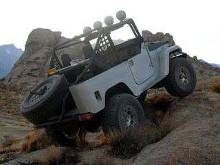 ICON Toyota Land Cruiser BAJA 1000 Limited Edition (FJ40) 2008 wallpapers
