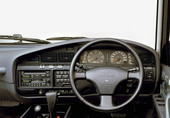 Pictures of Toyota Land Cruiser 80 Wagon VX-Limited JP-spec (HZ81V) 1992–94