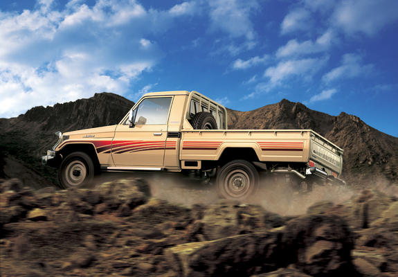 Toyota Land Cruiser Pickup (J79) 1999–2007 images