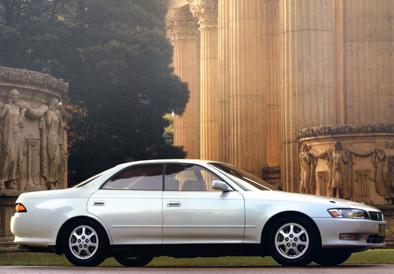Photos of Toyota Mark II (X90) 1992–94