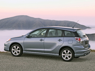 Toyota Matrix 2002–08 wallpapers