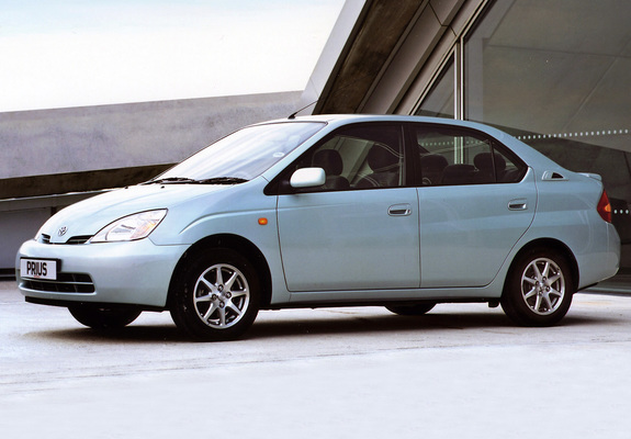 Toyota Prius UK-spec (NHW11) 2000–03 pictures