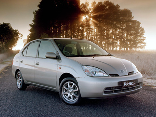 Toyota Prius 2001 year wallpapers
