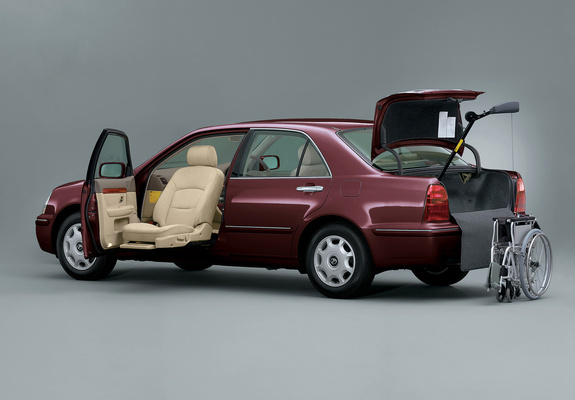 Images of Toyota Progres (JCG10) 2001–07