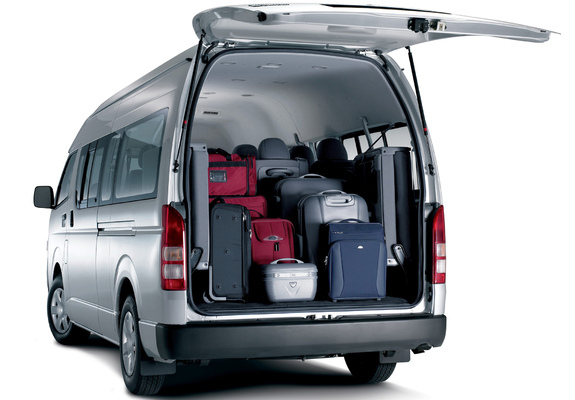 Photos of Toyota Quantum High Roof Bus 2004