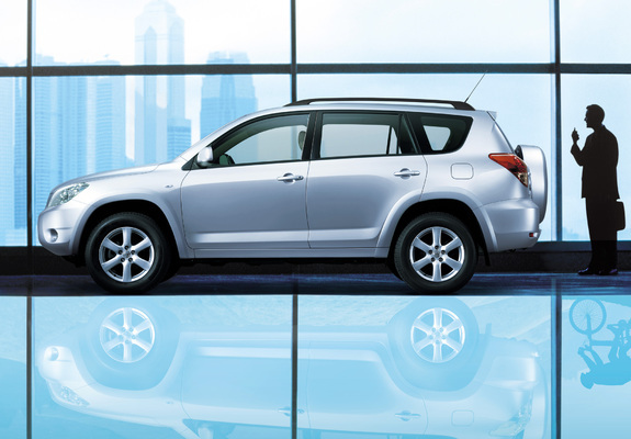 Photos of Toyota RAV4 US-spec 2006–08