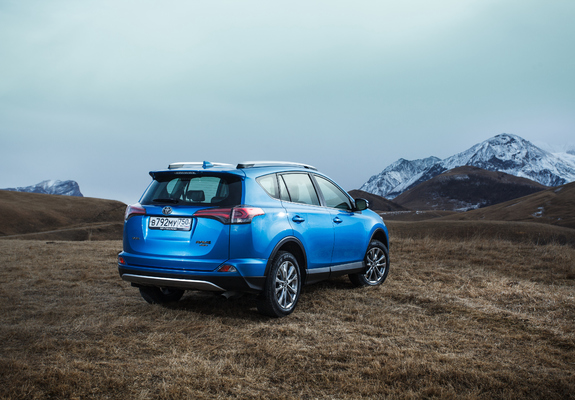 Toyota RAV4 2015 wallpapers