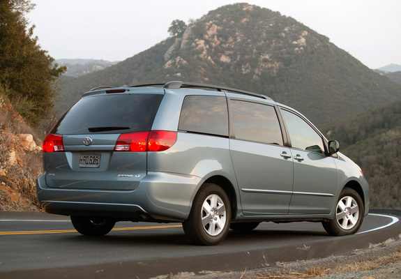 Images of Toyota Sienna 2004–05