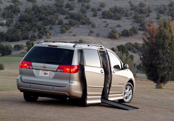 Images of Toyota Sienna Rampvan IMS 2004–05