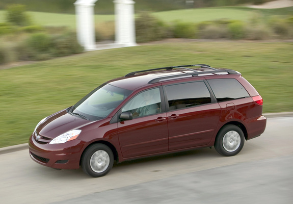 Toyota Sienna 2005–10 photos