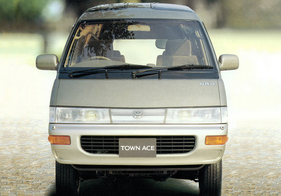 Photos of Toyota TownAce Royal Lounge Limited Skylight Roof 4WD (YR30G ...