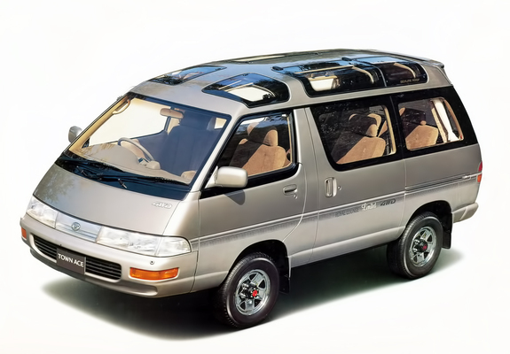 Photos of Toyota TownAce Wagon Super Extra Skylite Roof 4WD (YR30G ...