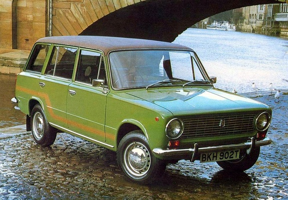 Lada 1500 ES 5-door Estate (21026) 1977–80 wallpapers