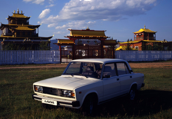 VAZ 2105 1980–97 wallpapers