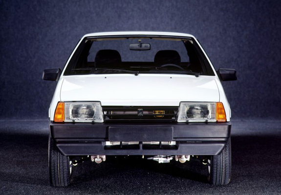VAZ 21099 1990–2004 photos