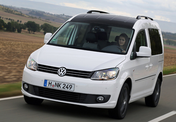 Photos of Volkswagen Caddy Edition 30 (Type 2K) 2011