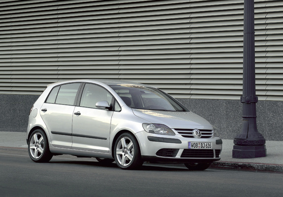 Images of Volkswagen Golf Plus 2005–09