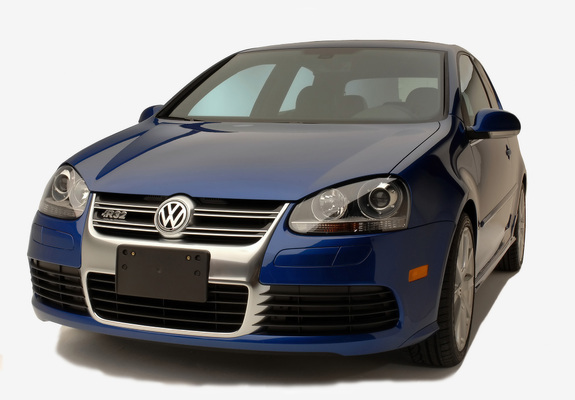 Volkswagen Golf R32 3-door US-spec (Typ 1K) 2006–08 images
