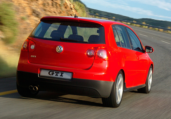 Volkswagen Golf GTI 5-door ZA-spec (Typ 1K) 2004–08 wallpapers