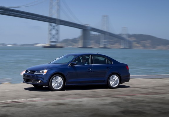 Images of Volkswagen Jetta US-spec (VI) 2010