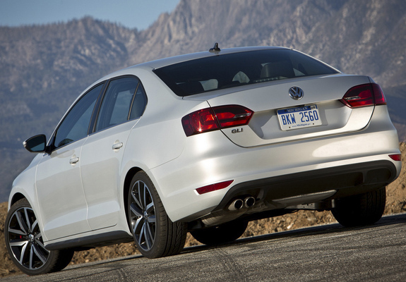Volkswagen Jetta GLI (Typ 1B) 2011 images