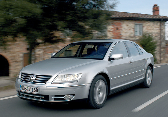 Volkswagen Phaeton V10 TDI 2002–07 images