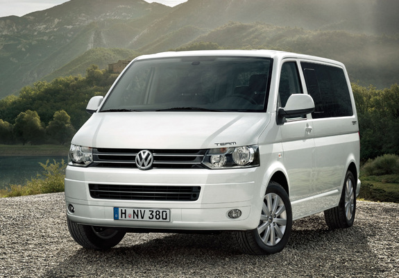 Photos of Volkswagen T5 Multivan Team 2010