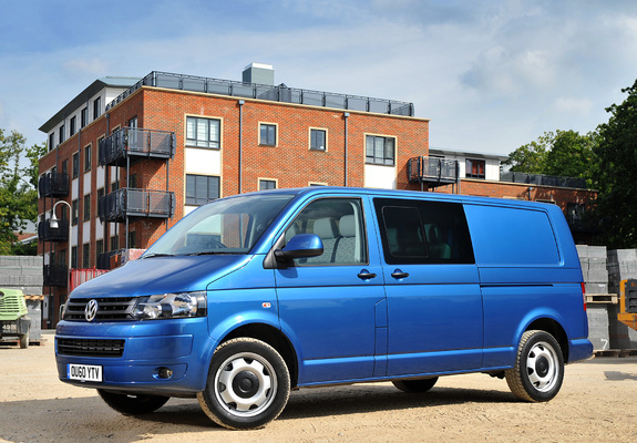 Volkswagen T5 Transporter Combi UK-spec 2010 wallpapers