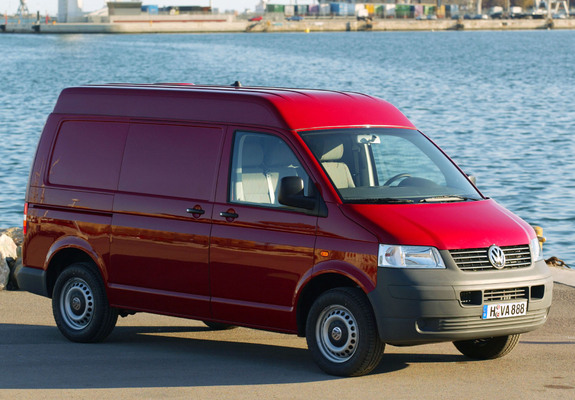 Volkswagen T5 Transporter Van Medium High Roof 2003–09 wallpapers