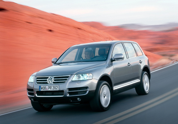Volkswagen Touareg V10 TDI 2002–07 images