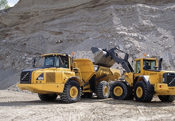 Volvo A25D 6x6 2003–07 pictures