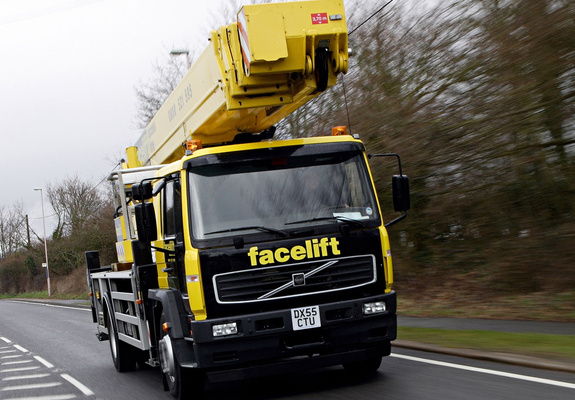 Volvo FL 220 Lift Platform 2000–06 wallpapers