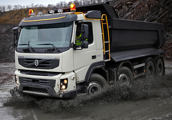 Volvo FMX 8x4 2010 images