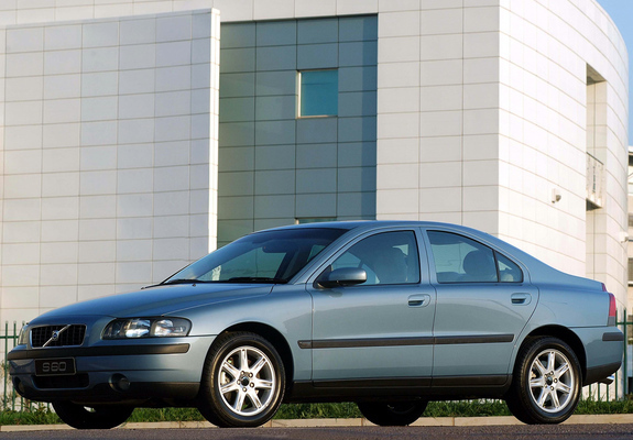 Volvo S60 ZA-spec 2000–04 images