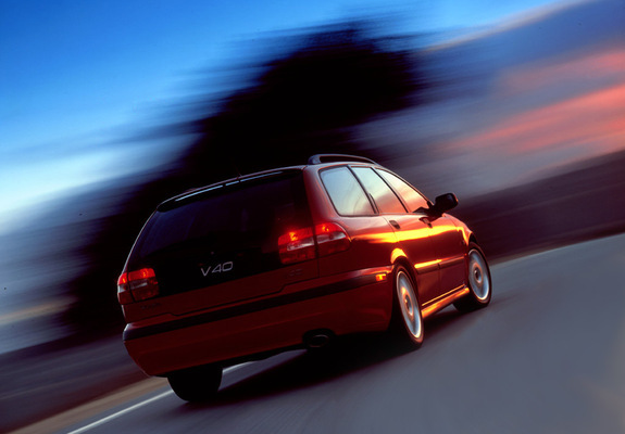 Volvo V40 1996–99 wallpapers