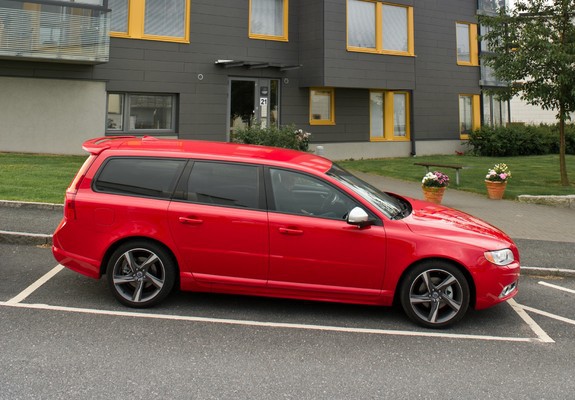 Volvo V70 R-Design 2011 wallpapers