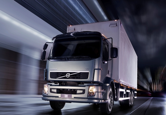 Volvo VM 270 6x2 2006 photos