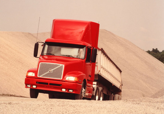 Volvo VN 1996–2002 wallpapers