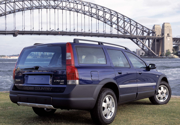 Photos of Volvo V70XC Ocean Race 2001–02