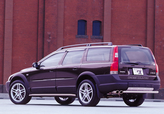 VST Volvo V70XC 2000–05 images