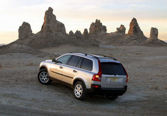 Photos of Volvo XC90 US-spec 2002–06