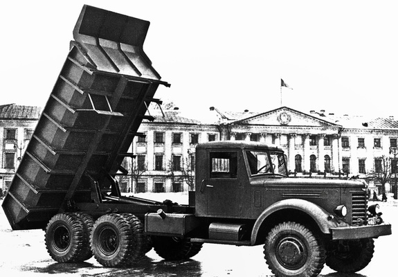 YAAZ 210E 1950–58 images