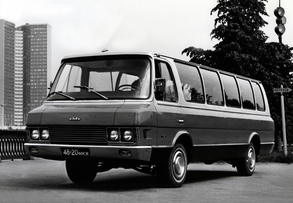 ZiL 118 1970–94 images